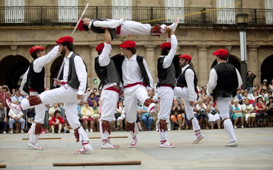 Bilbao old town walking tour