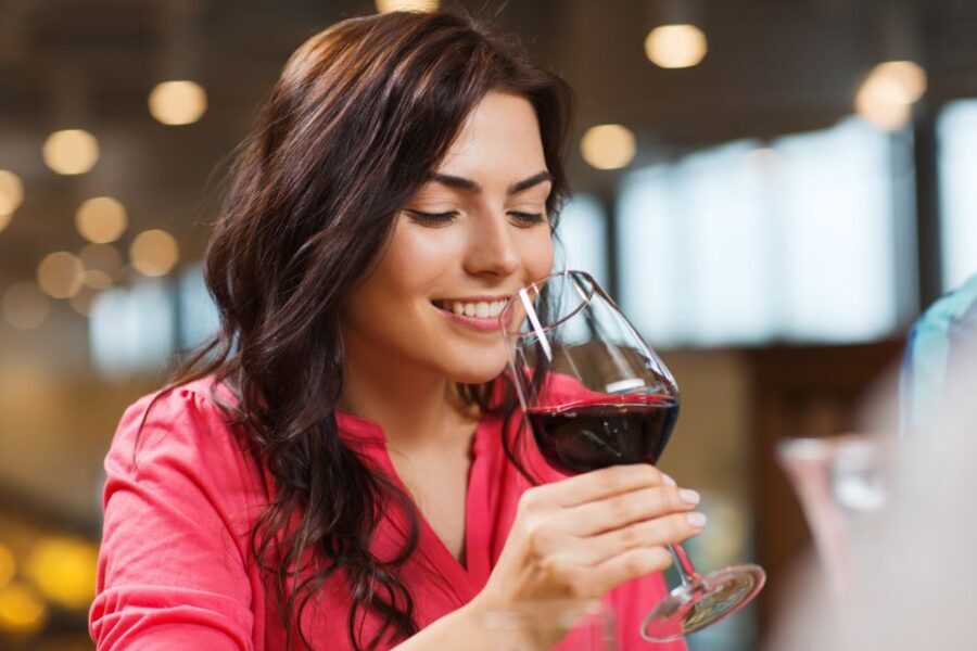 Bologna: Wine Tasting Tour in One of the Oldest Inns