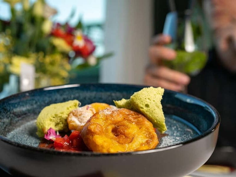 Bratislava: Cruise with Dinner on the Waves of the Danube
