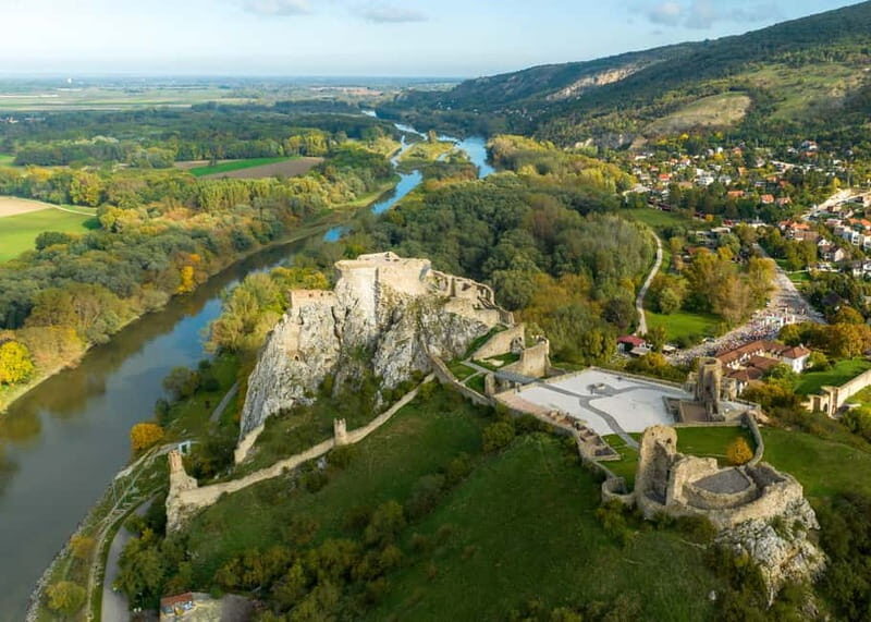 Bratislava - Hainburg - Bratislava: Cruise on the Danube