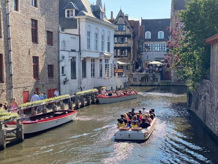 Bruges Guided Walking Tour: Stories, Mysteries and People - The Itinerary in Detail