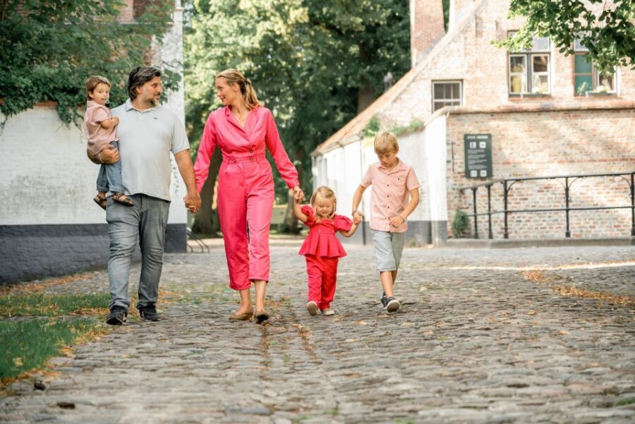 Bruges : Your private 30min. photoshoot in the medieval city