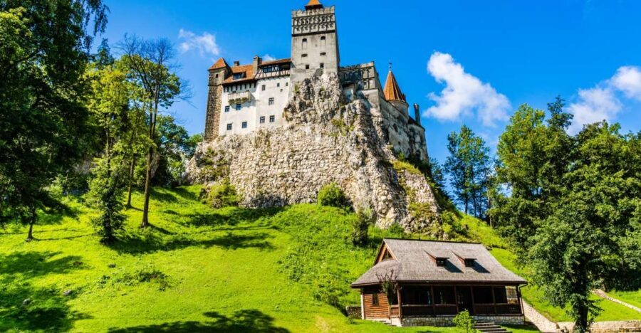 Bucharest: Day Trip to Dracula Castle, Peles Castle & Braov