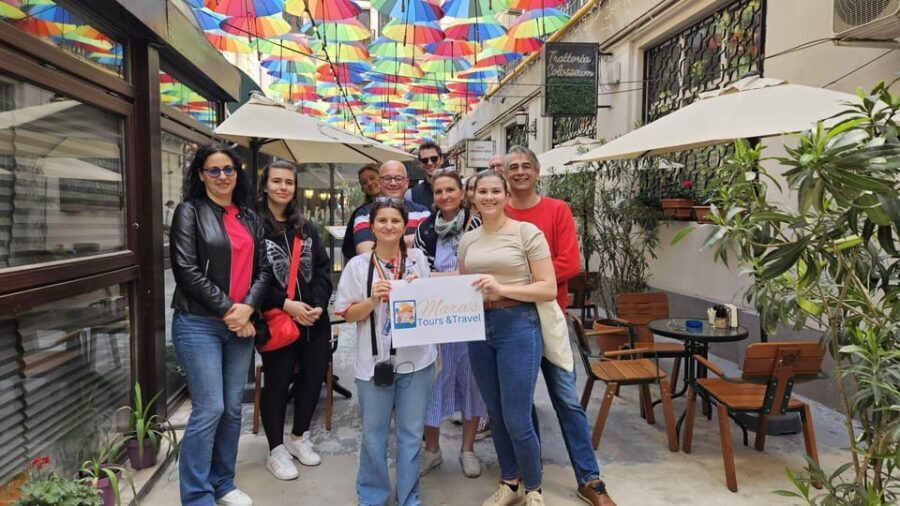 Bucharest: Guided Walking Tour with Romanian Snack