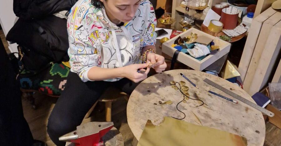 Bucharest: Real Roma Community - Crafting Workshop