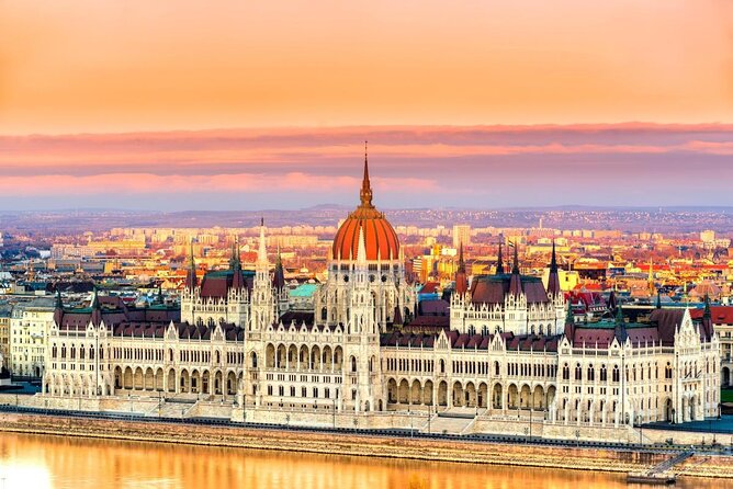 Budapest Drinks and Piano Show Cruise - Introduction: A Different Way to Experience Budapest