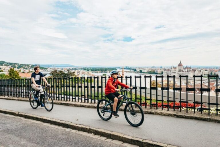 Budapest: Grand Sightseeing Bike Tour - Itinerary Breakdown: What You’ll See and Do
