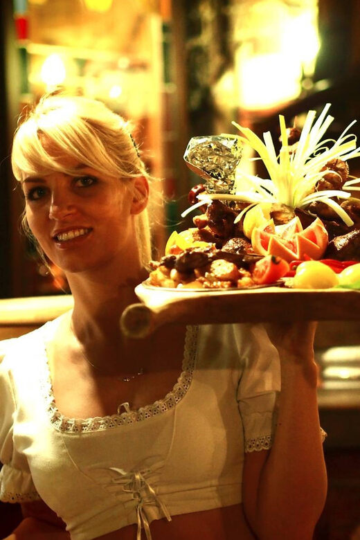 Budapest: Medieval Dinner Show with Drinks