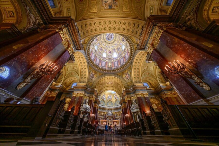 Budapest: St. Stephen's Basilica Entry with Terrace Option
