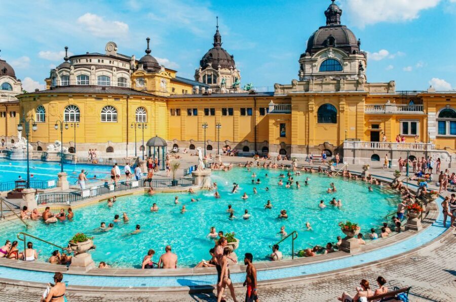Budapest: Széchenyi Spa Full Day with Optional Tasting