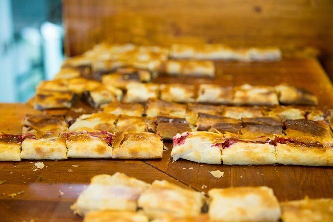 Budapest Urban Treats - Private Tour of Coffee Houses with Hungarian Desserts