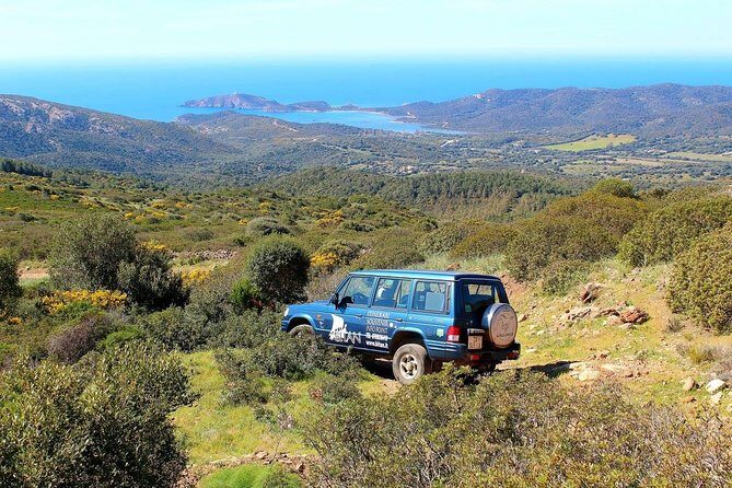 Cagliari: Is Cannoneris Nature Reserve Jeep and Walking Private Tour from Chia