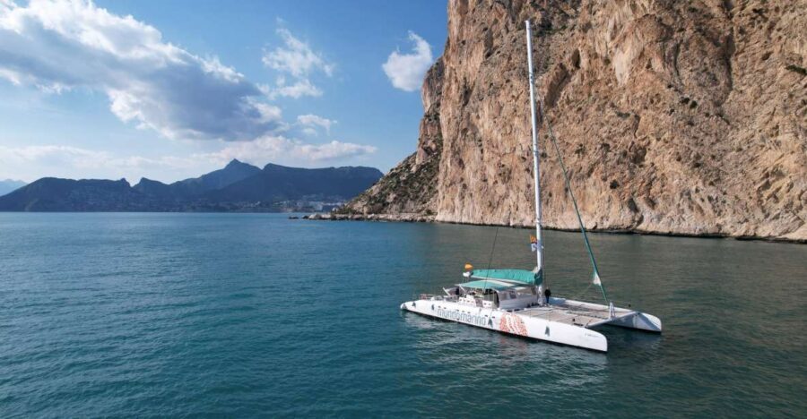 Calpe: Catamaran Tour with Optional Swim Stop