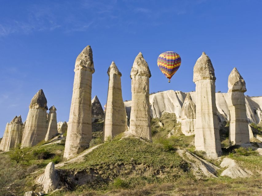 Cappadocia: Red Tour with Entrance Fee and Lunch