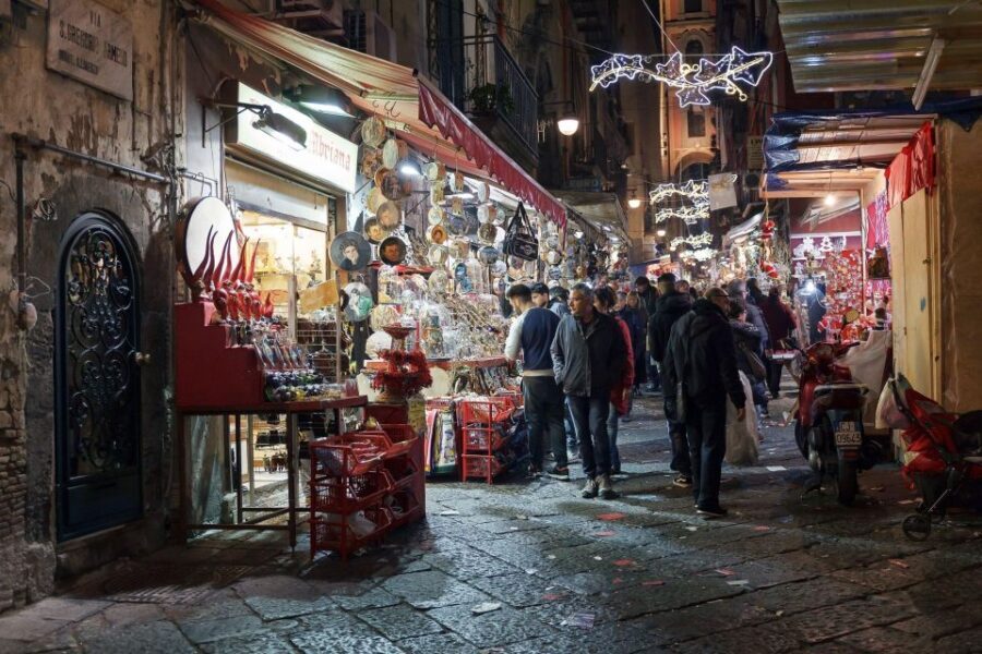 "Capturing the Magic": Explore the Naples Christmas Market