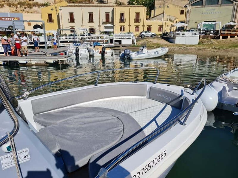 Castellammare del Golfo: Half-Day Boat Rental in august