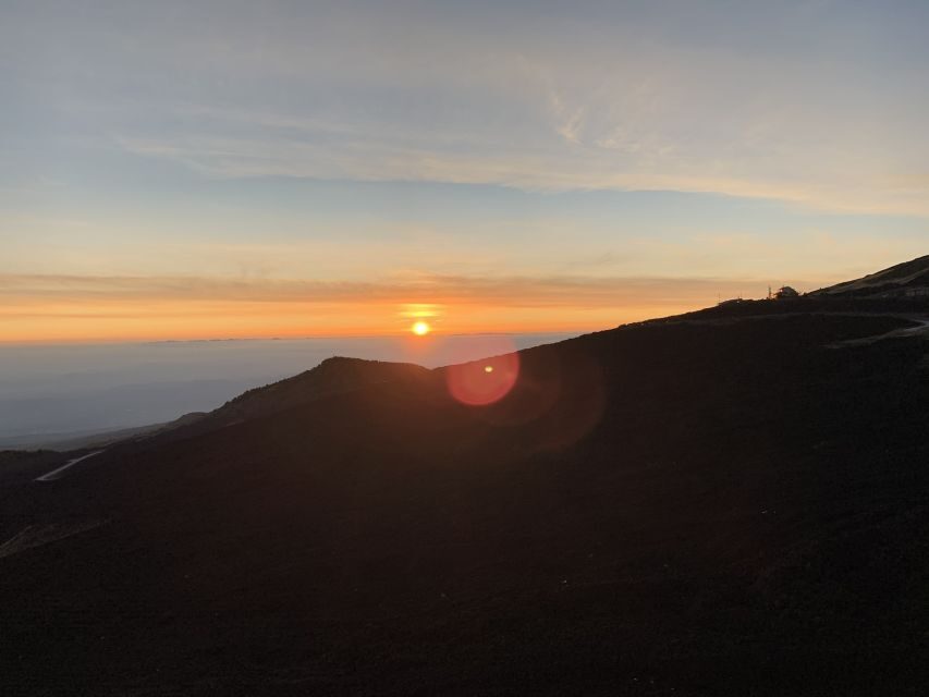 Catania: Mount Etna Sunset Jeep/Van Tour