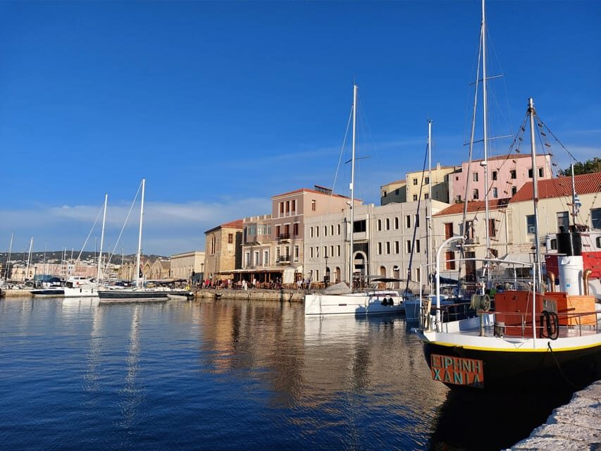 Chania: Private Walking Tour: History, Sights, Food & Senses