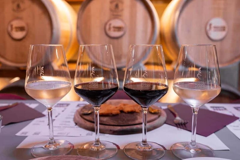 Chianti: Tuscan Vineyard Old Jeep Tour, Wine Tasting & Lunch