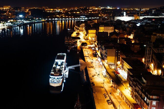 Christmas All Inclusive Dinner River Cruise with DJ on Board