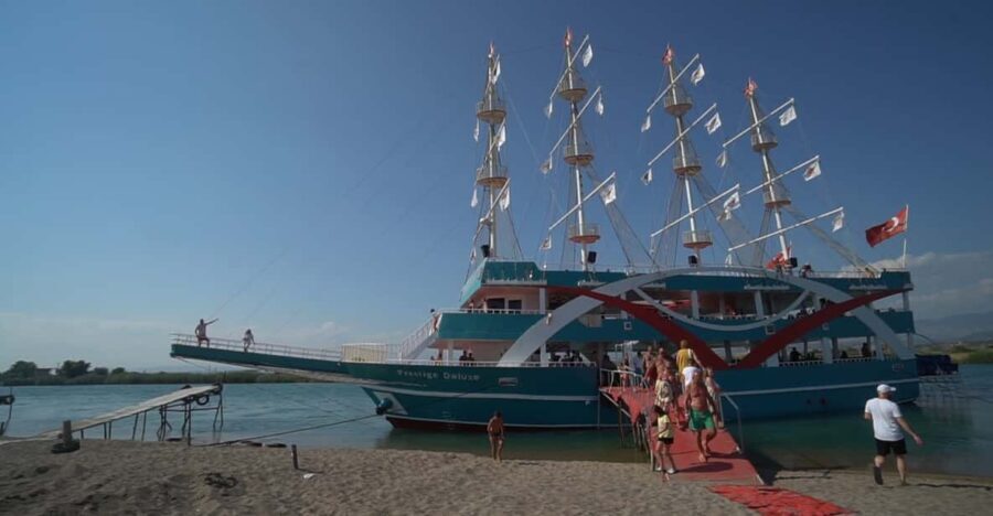 City of Side: Boat Tour on the Manavgat River w/ Bazaar Trip