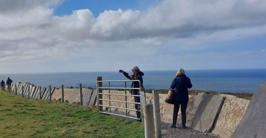 Cliffs of Moher and National Park Private Limousine Tour