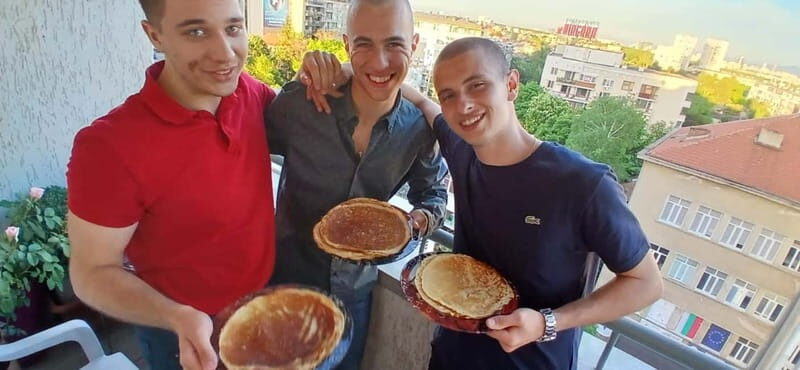 Cooking Class in Sofia: Sourdough Pancakes, Wine & Culture