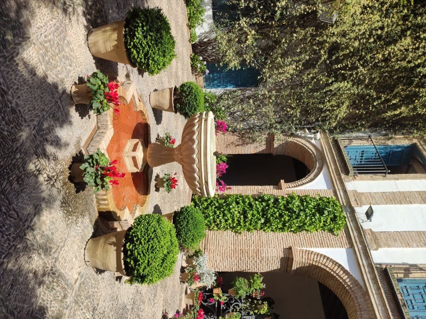 Córdoba: Private Bike Highlights Tour with Personal Guide