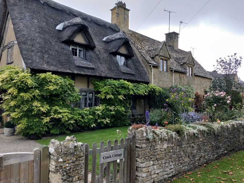 Cotswolds: Full-Day Private Walking Tour with Local Guide