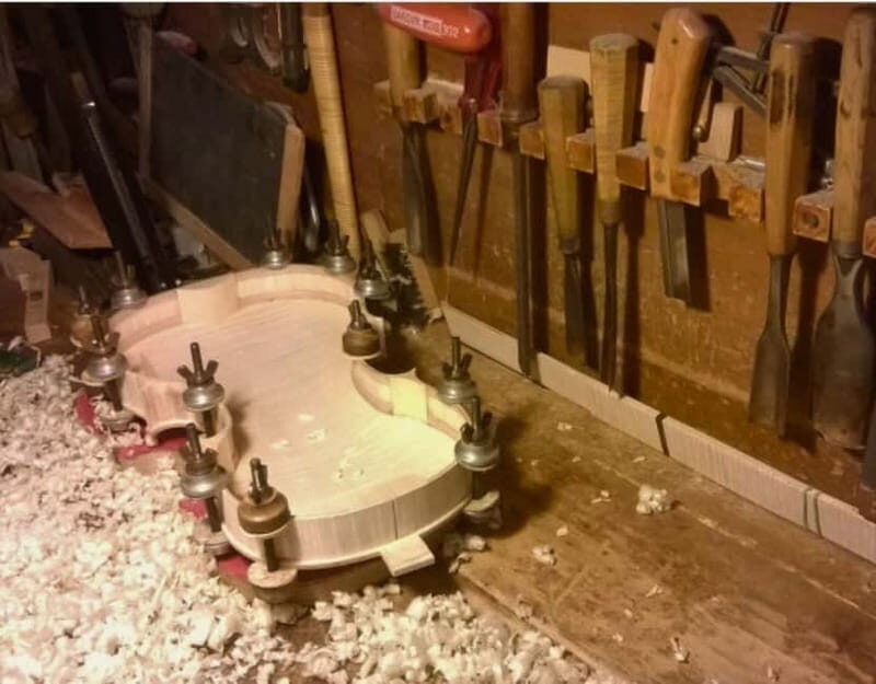 Cremona: The Luthiers Workshop