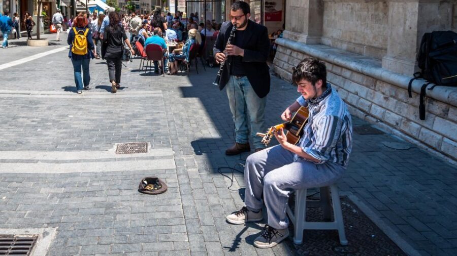 Crete: Day Tour to Heraklion City, Market & CRETAquarium