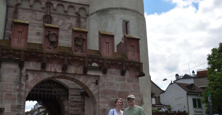 Customizable walking tour with local photographer