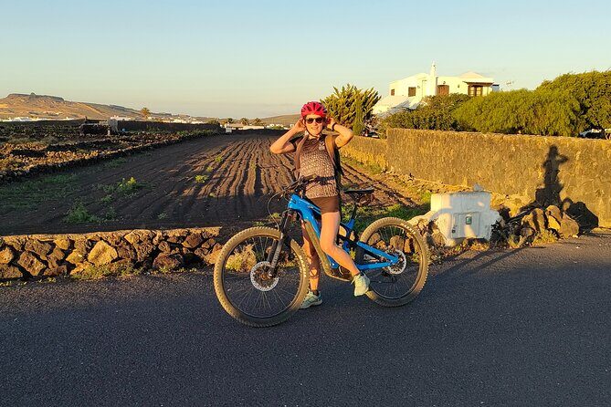 Cycle among volcanoes: Discover the essence of Lanzarote