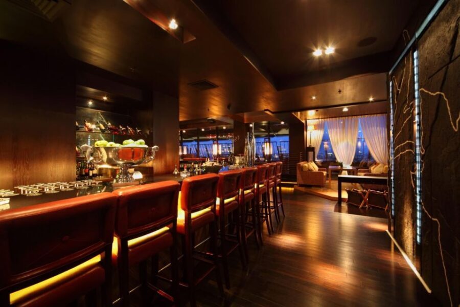 Danish Beer Tasting Tour of Copenhagen Nyhavn Pubs