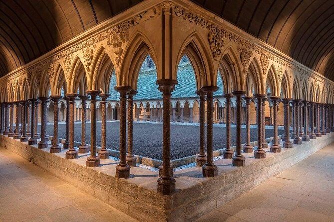 Day Trip Mont-Saint-Michel with a local driver from Rennes - 6 hours - Why Choose a Private Transfer to Mont-Saint-Michel?