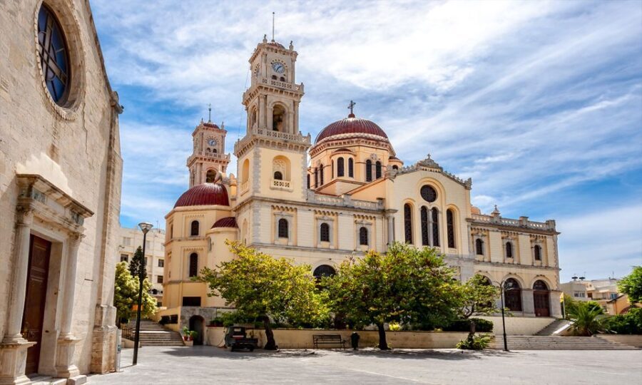 Day Trip To Heraklion City Center & Market & CretAquarium
