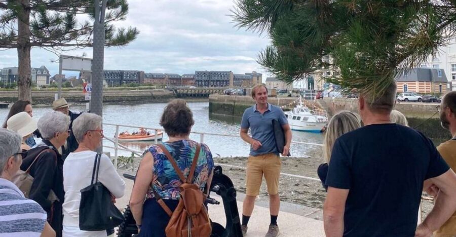 Deauville: Private Walking Tour with a Local in French