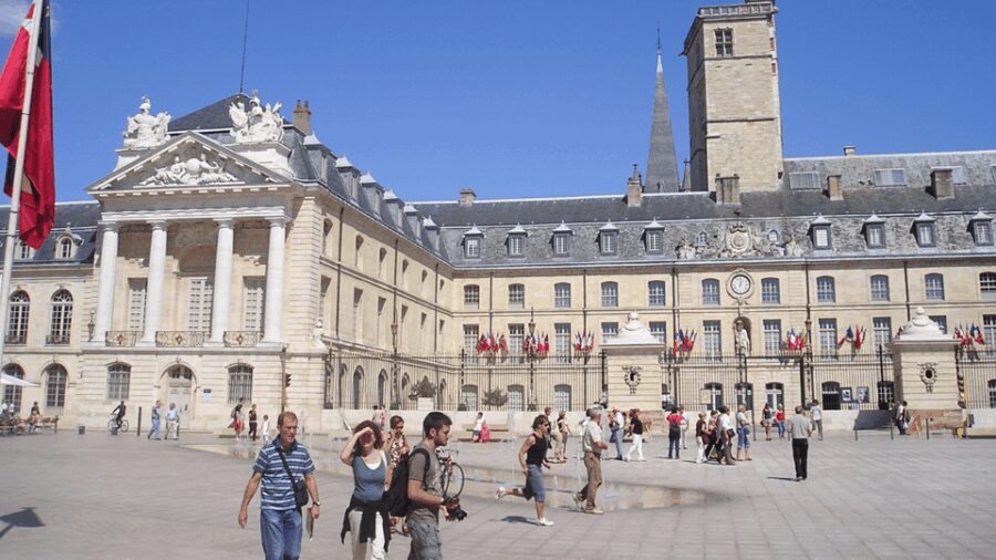 Dijon : gourmet food Tour: Enjoy local delicacies