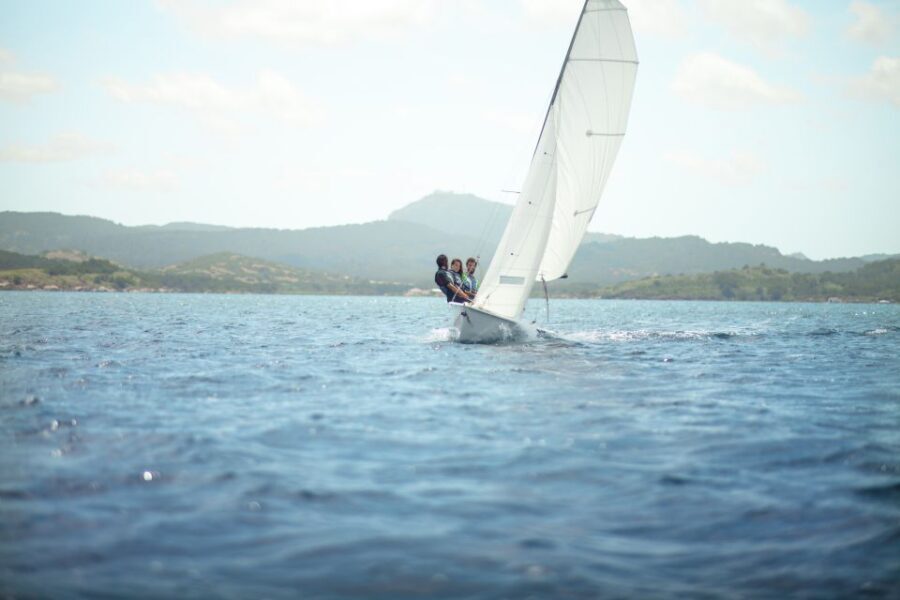 Dinghy Sailing Lesson in Menorca
