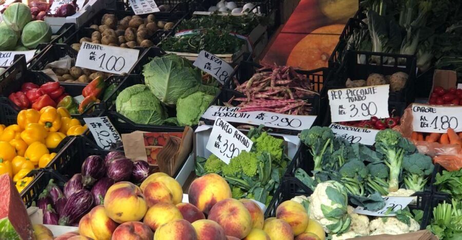 Discover the old market and make fresh pasta