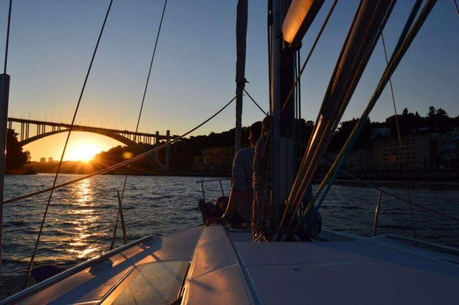 Douro river - Cruising Sail Boat - (2hours)