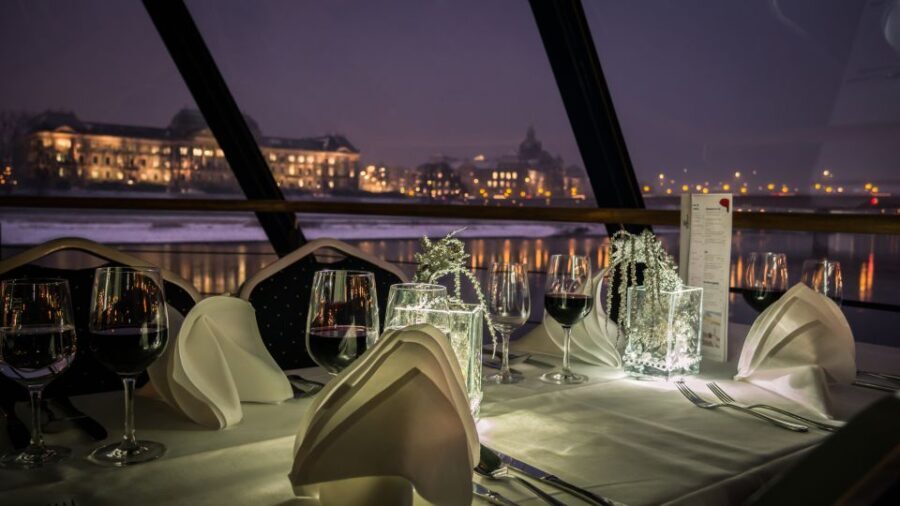 Dresden: Evening River Cruise with Dinner