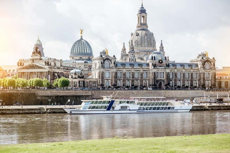 Dresden - historic city tour of Dresden and the Semperoper