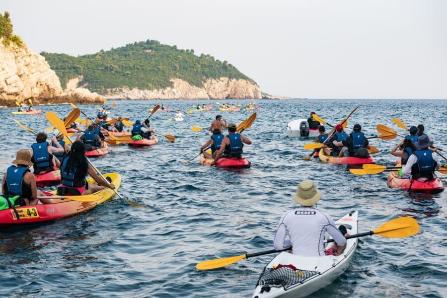 Dubrovnik: Guided Sea Kayaking and Snorkeling Tour
