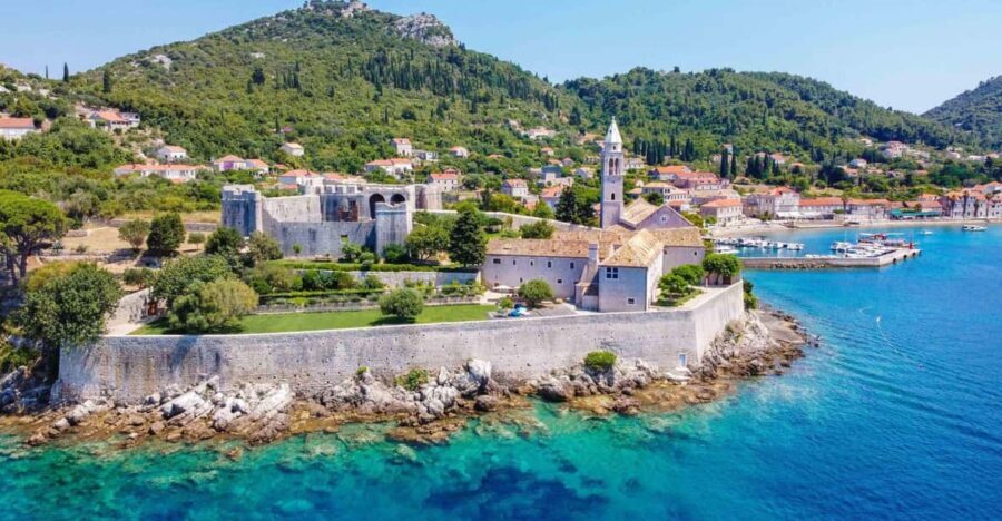 Dubrovnik:Elaphiti Islands and caves Private Speedboat Tour