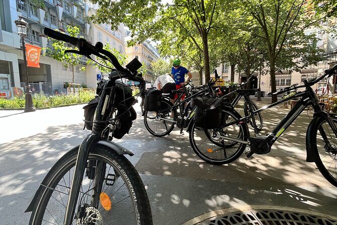 Electric bike rental in Paris