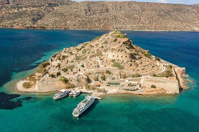 Elounda: Spinalonga Prof. Guided Boat Tour w/ BBQ + Swimming