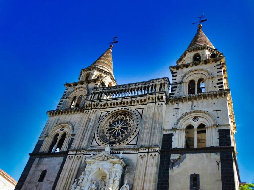 Etna,Taormina,Aci Trezza, Acireale,Buscemi: lunch and dinner