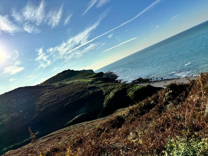 Étretat: Hike along the legendary cliffs of Étretat!