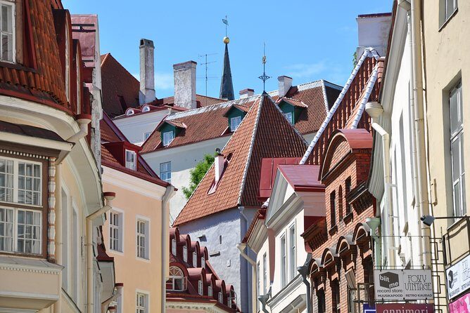 Explore Tallinn in 60 minutes with a Local